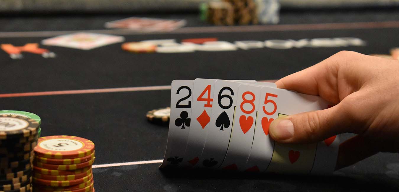 Hoe speel je 2-7 Draw? | Spelregels en uitleg | ONK Poker